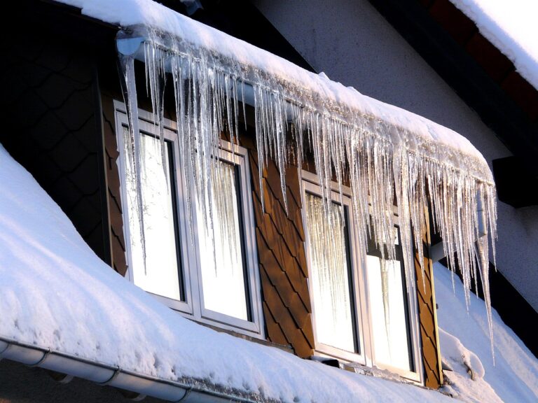 Understanding Ice Damming: Causes, Effects, and Prevention - Knight's ...